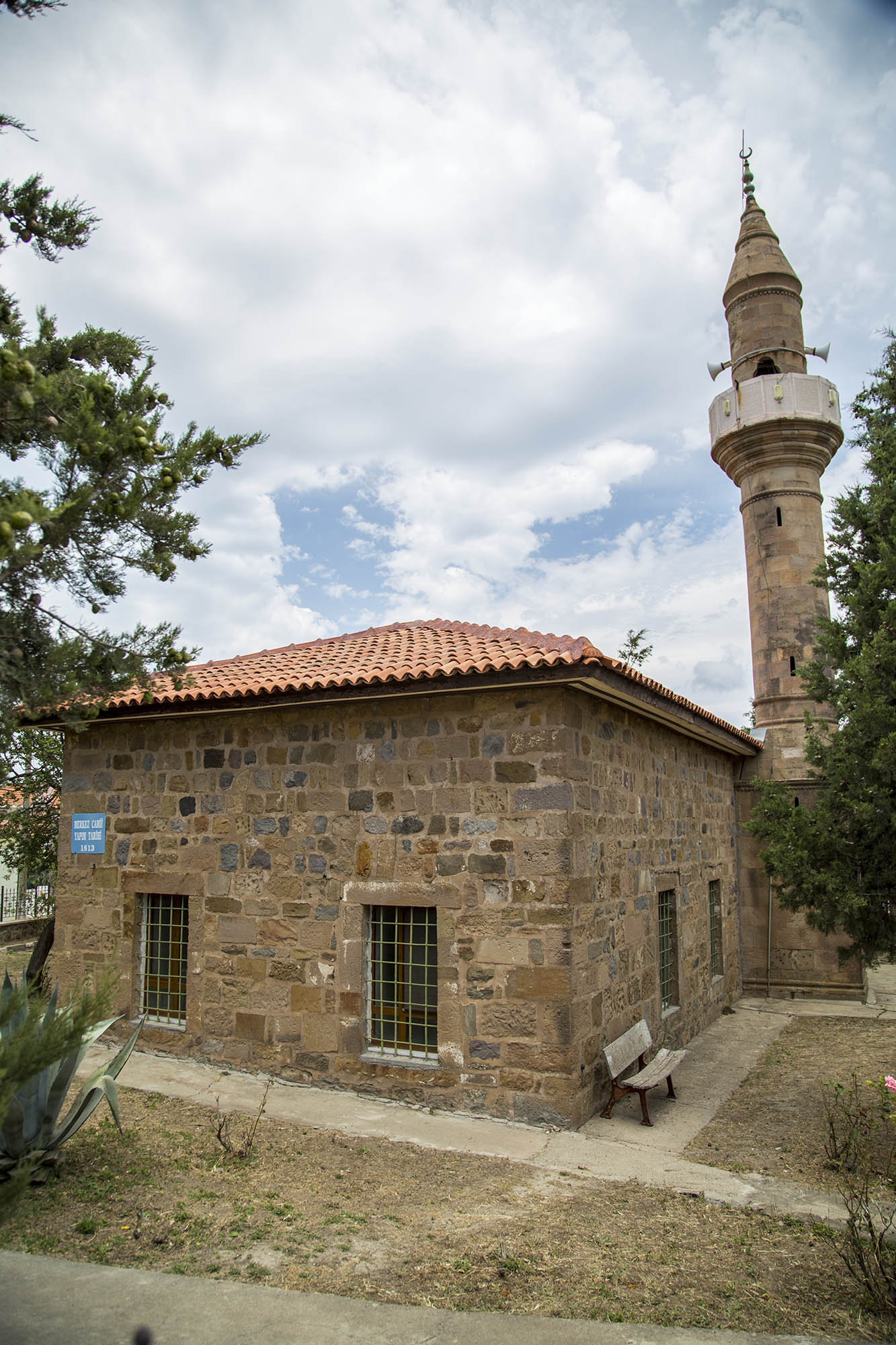 Gökçeada Camileri - Gökçeada Tatil Rehberi